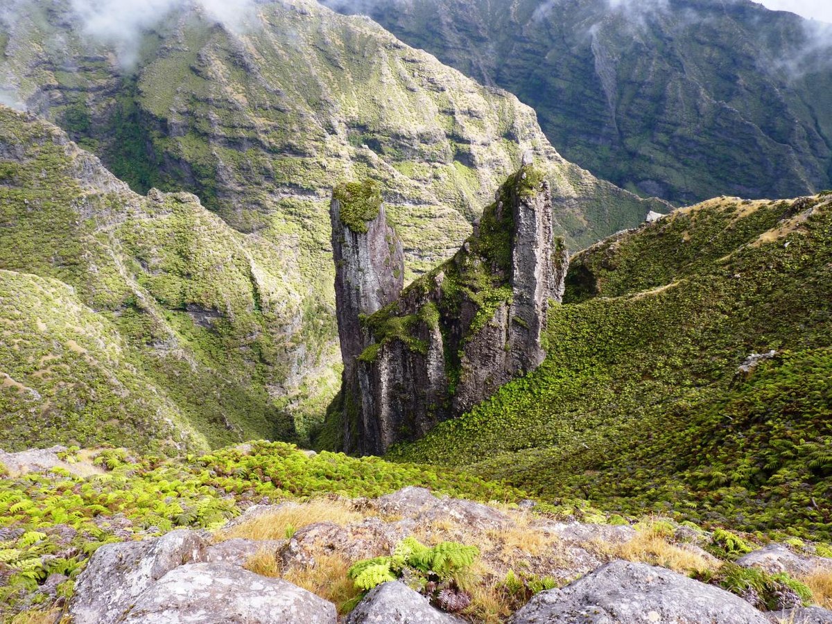 Juan Fernandez Archipelago, a castaway paradise – Blue Explorer